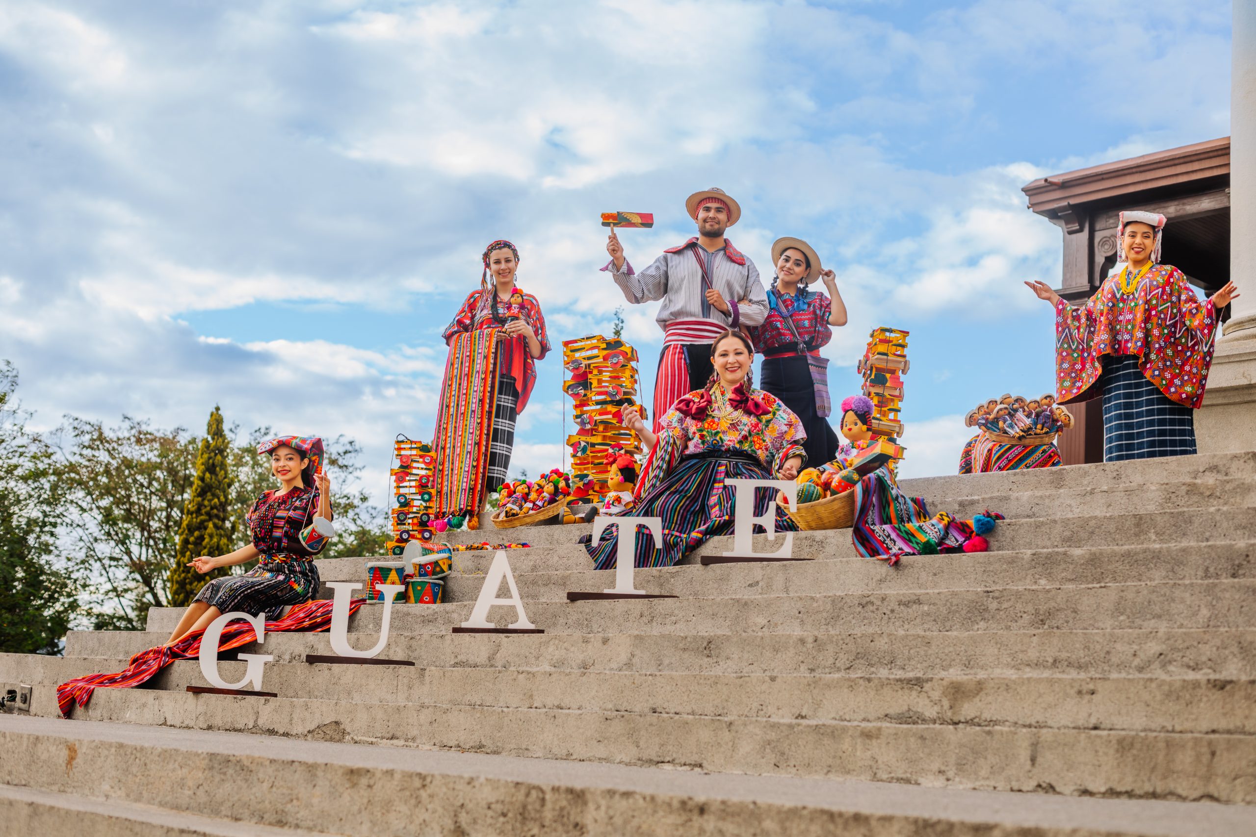 INGUAT Reconoce el Compromiso de Empresas con los Distintivos de ...